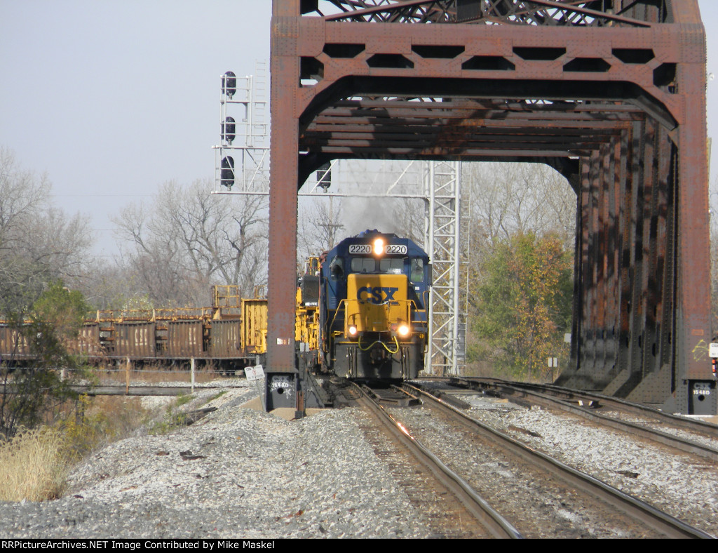 CSX 2220
